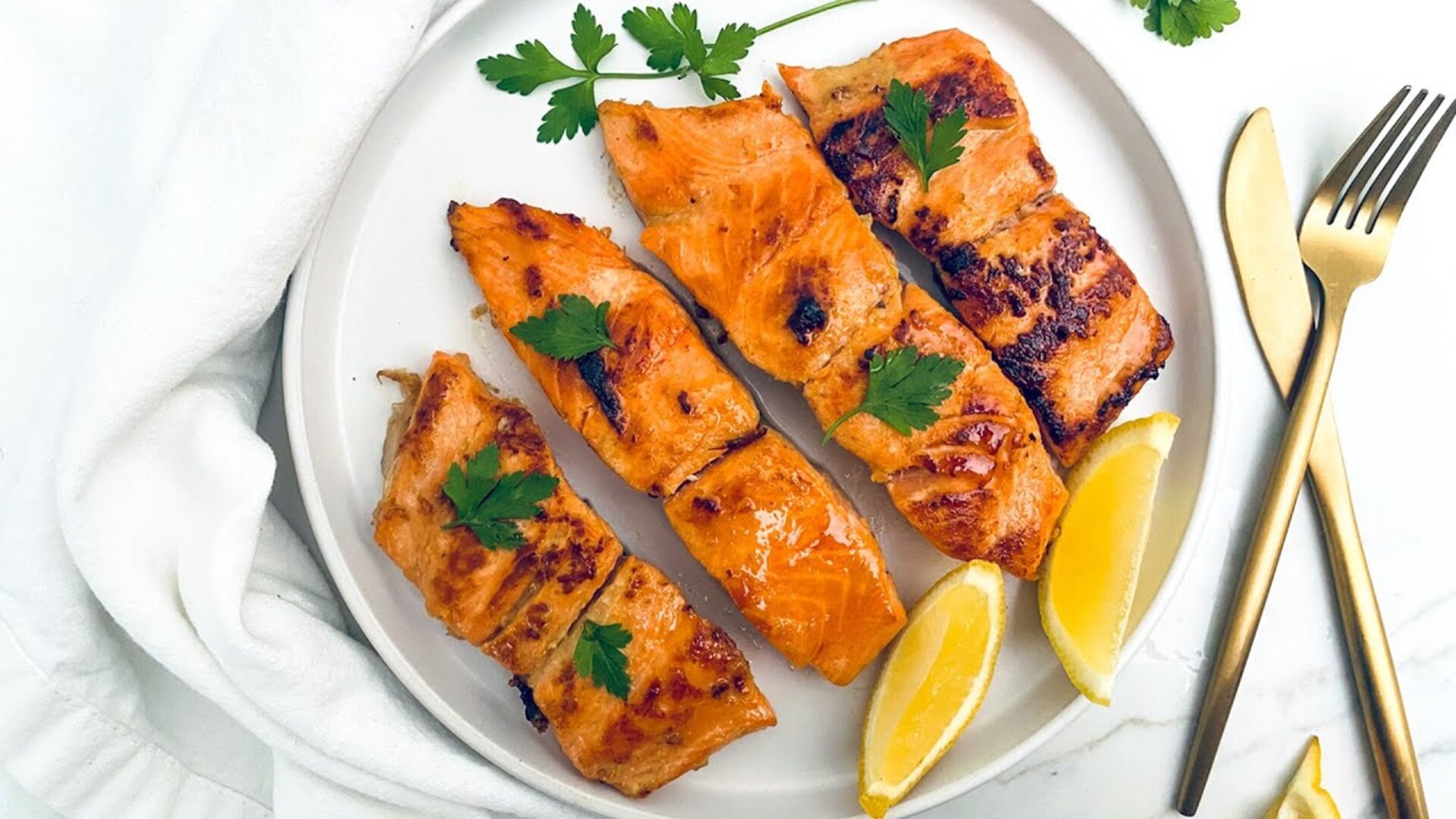 5-Ingredient Grilled Salmon Recipe