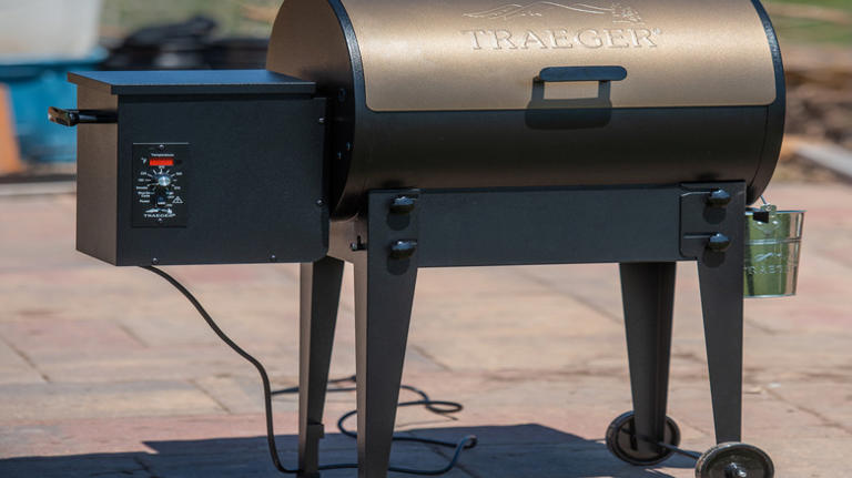 The Best Way To Clean Your Smoker