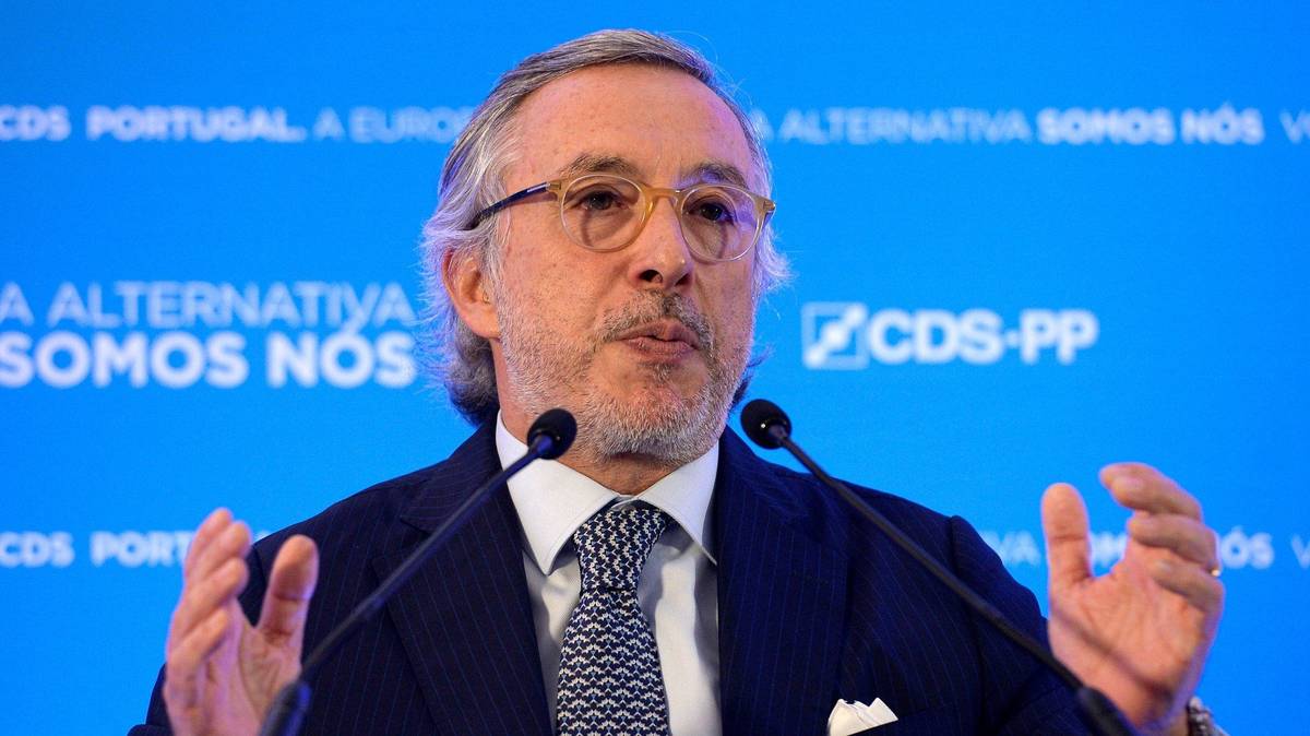 Presidenciais: Lobo Xavier declara apoio a Marques Mendes sem esperar ...