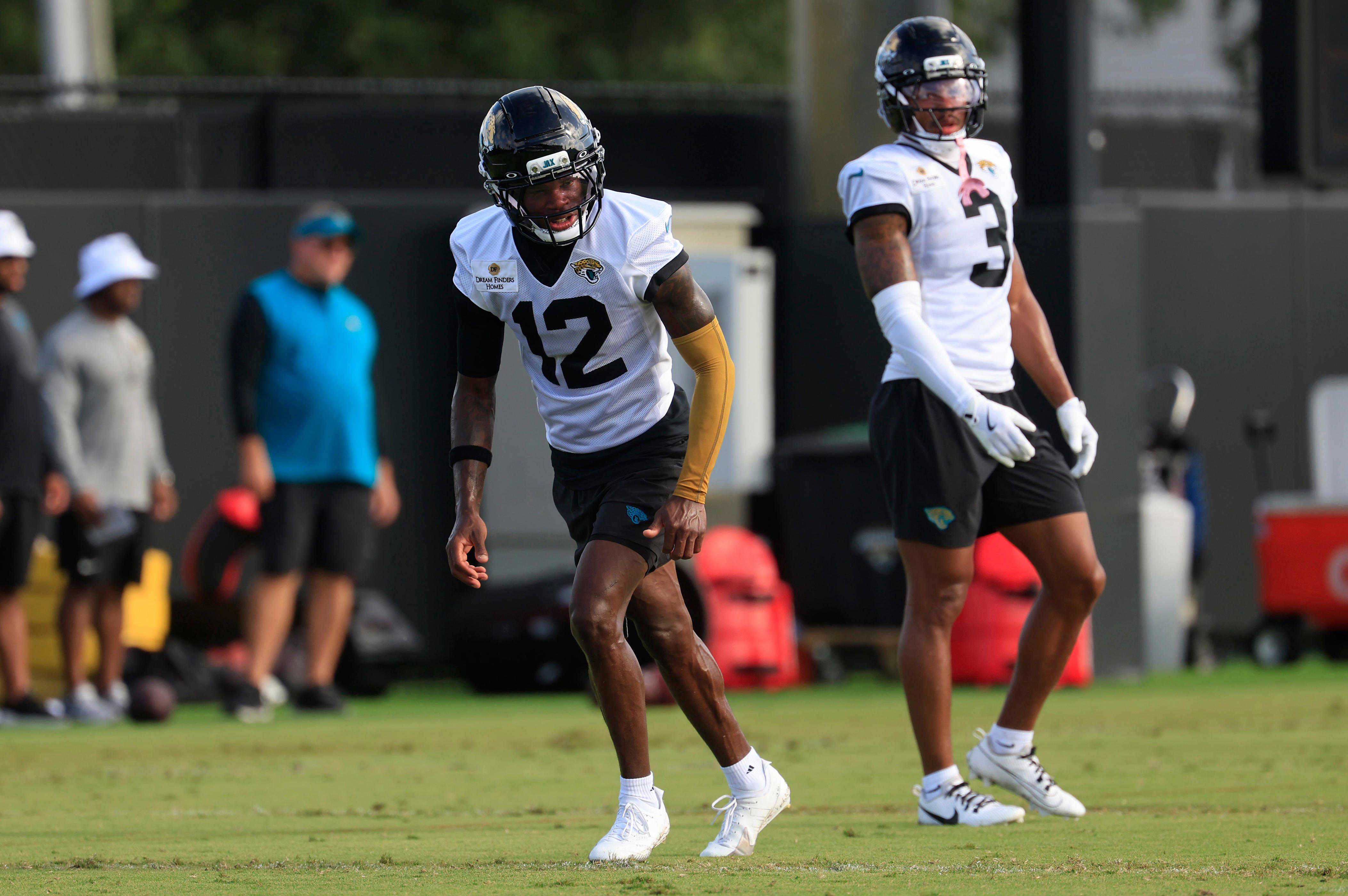 Why Travis Hunter laughs at doubters during his first Jacksonville ...