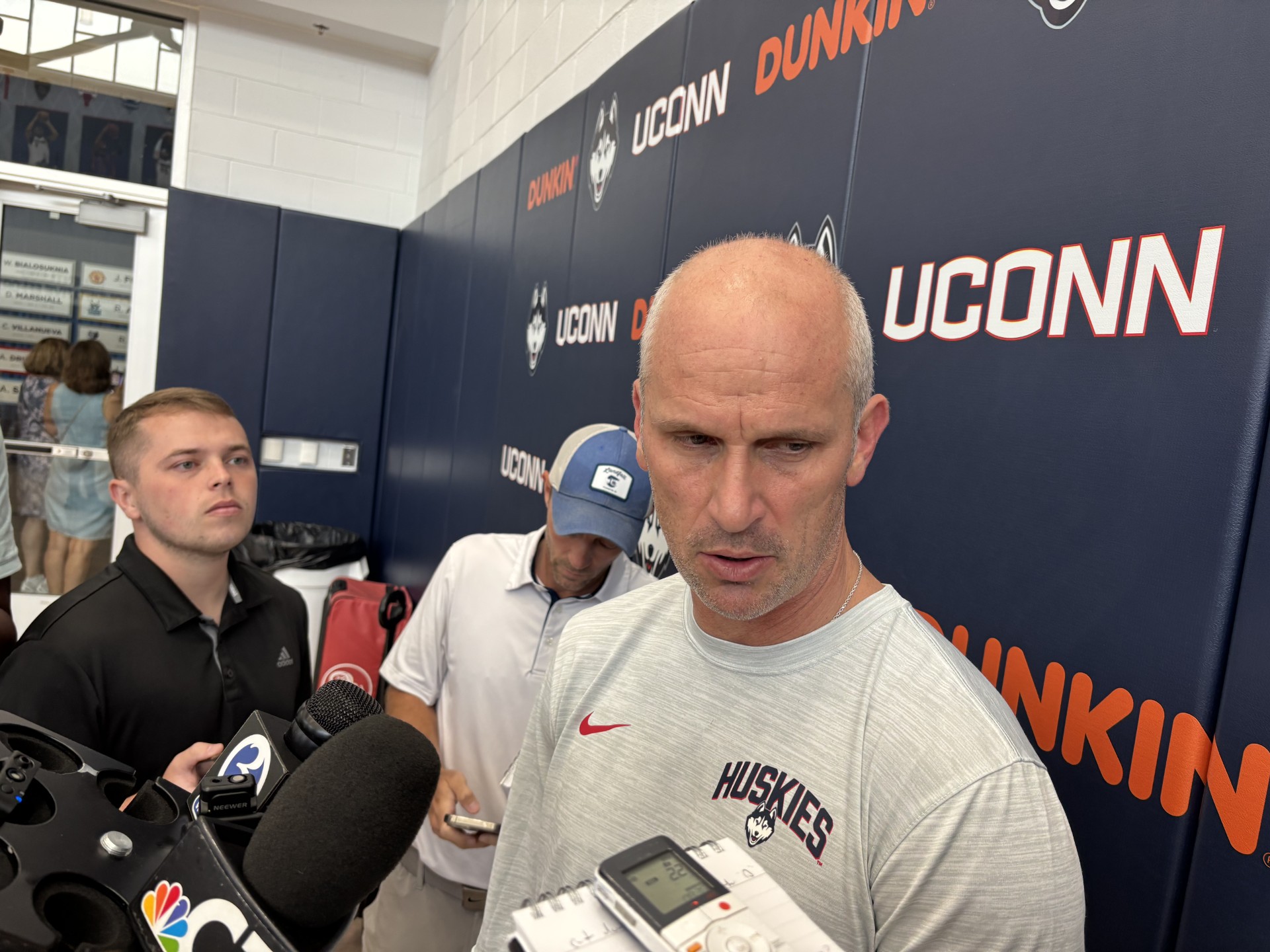 Alex Karaban, Solo Ball, Braylon Mullins stand out in UConn open ...