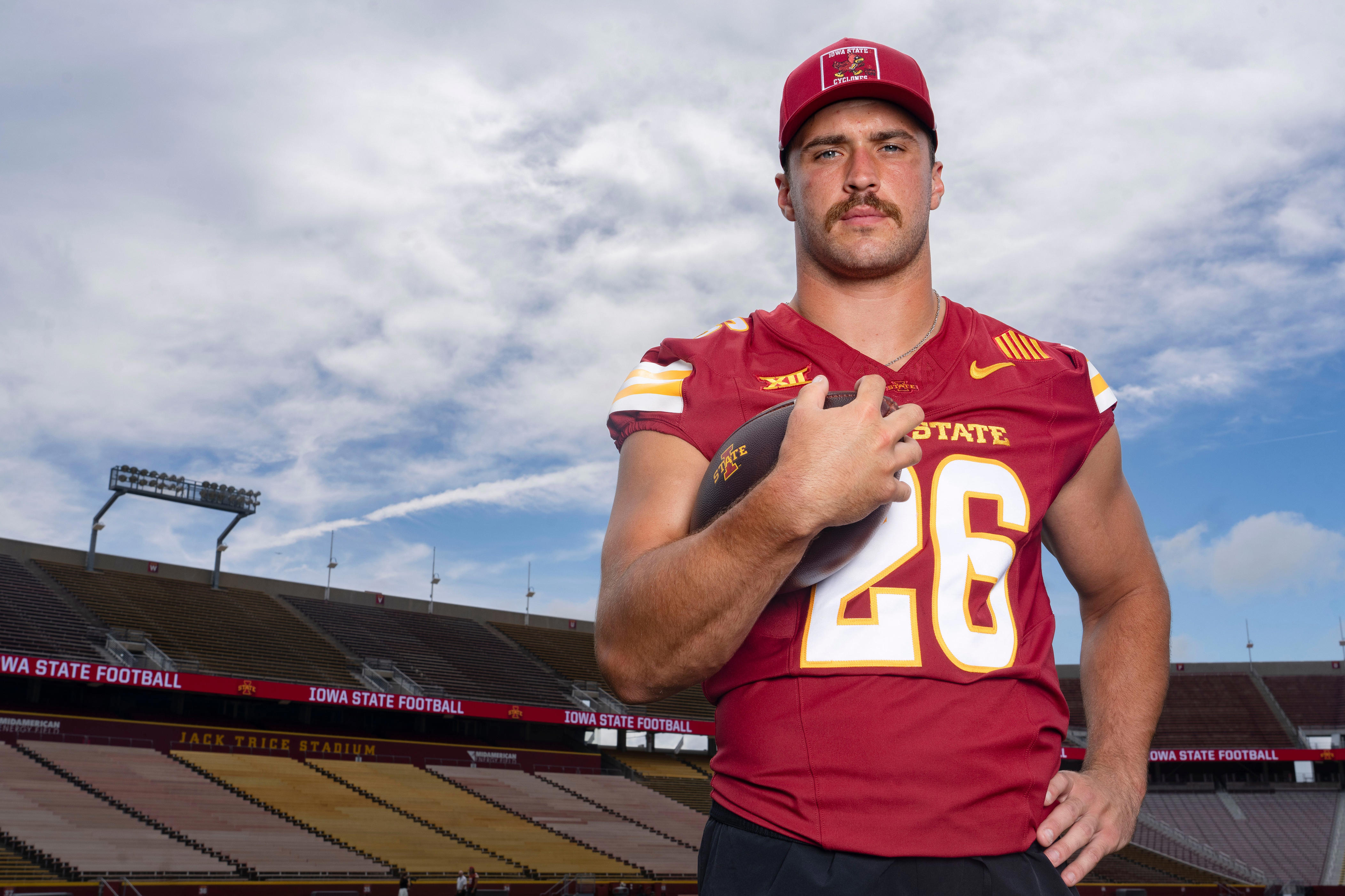 Caleb Bacon leaving Iowa State football, LB enters transfer portal