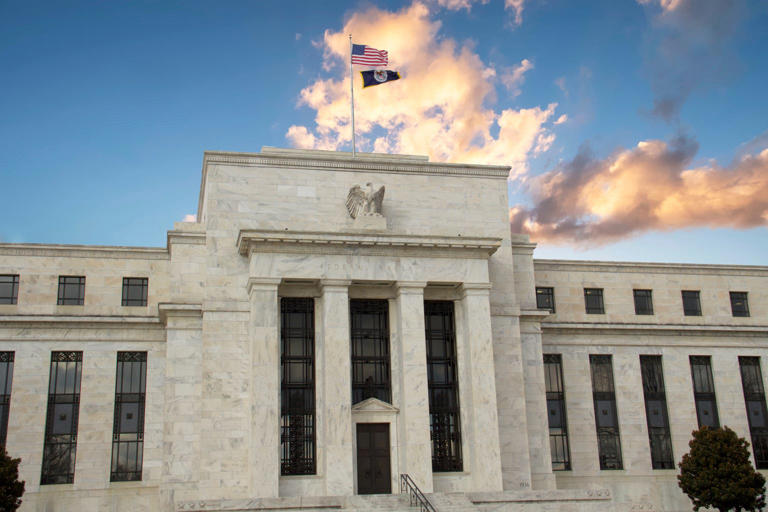 Fed hike talks build as inflation pressure reignites