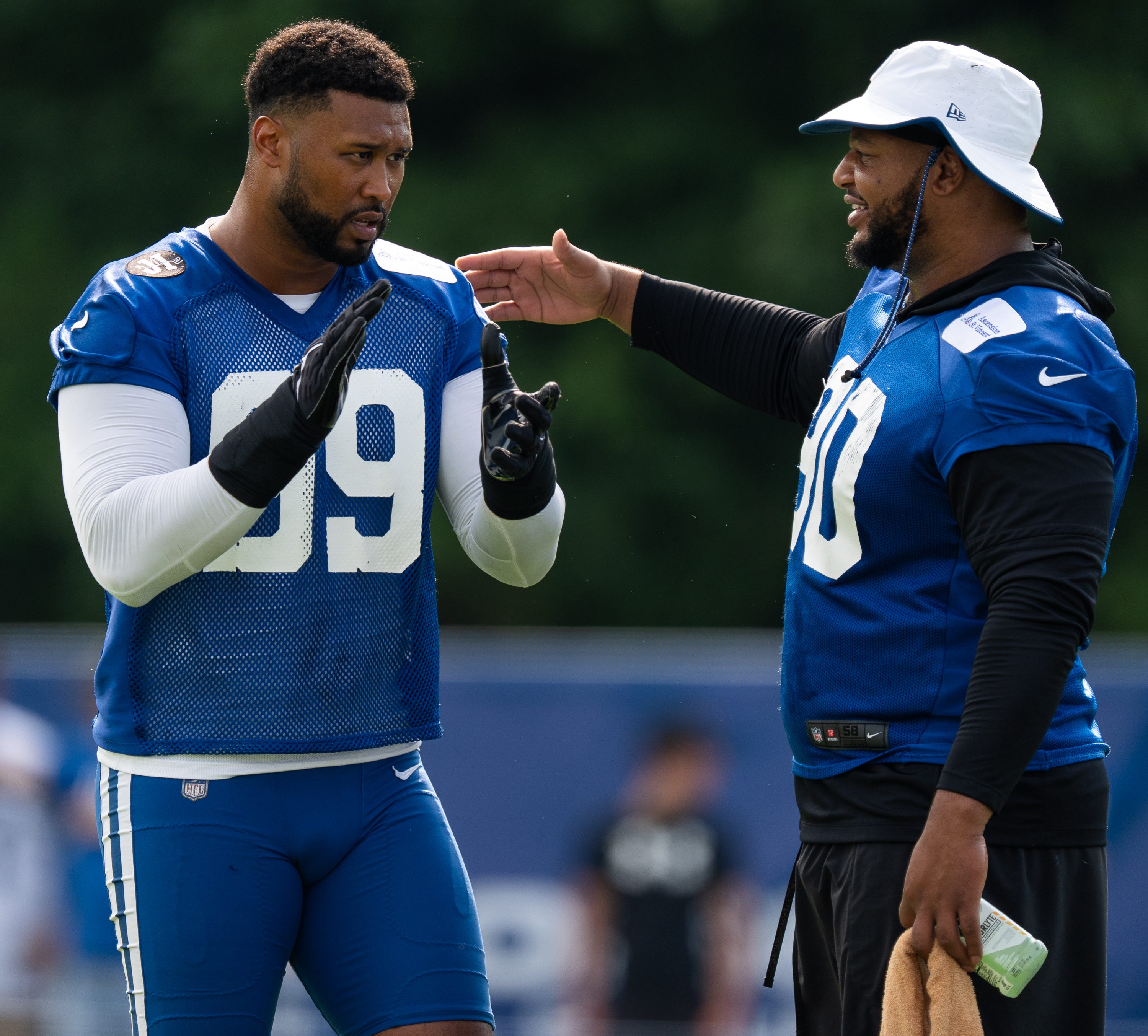 Colts DT Grover Stewart to locker room after collision