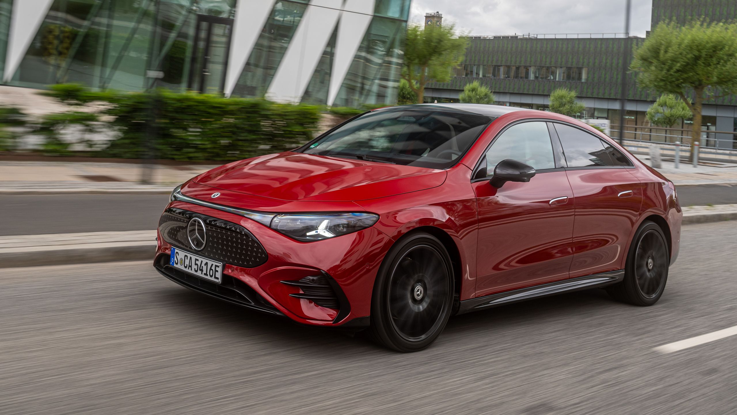 Mercedes-Benz and Microsoft team up to turn your car into an office