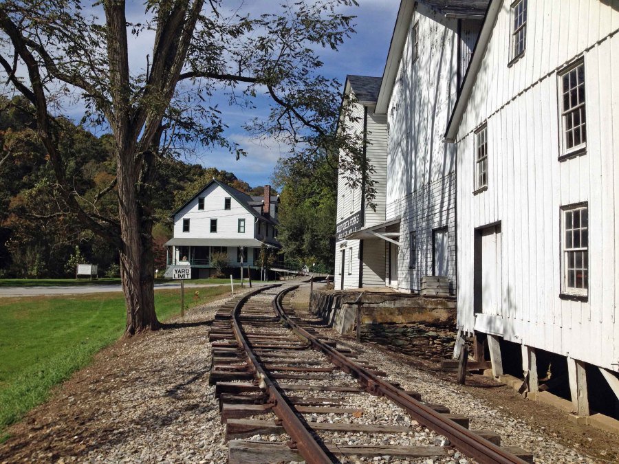 Railroads helped build Pa. These train lovers and museums are ...