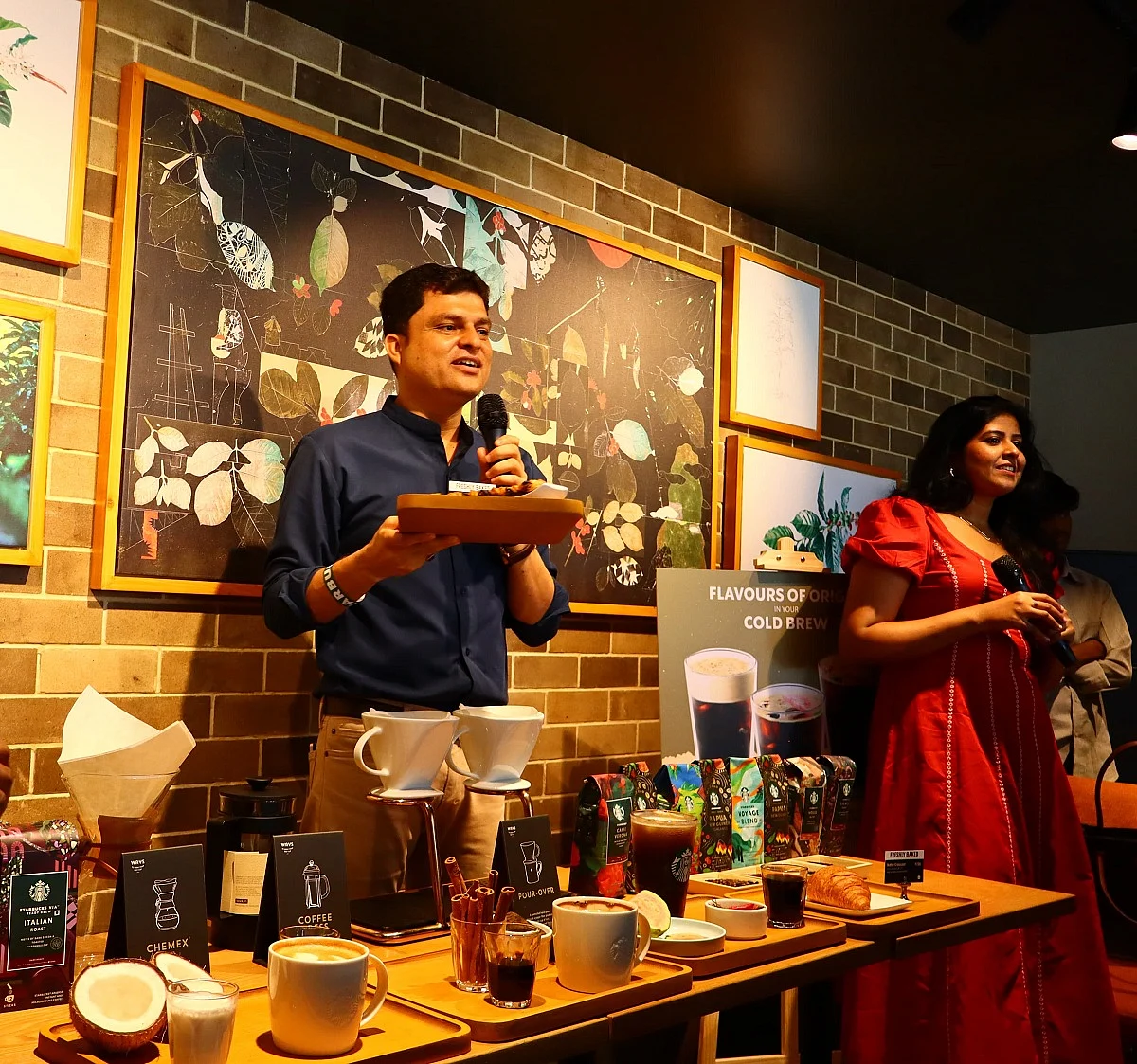 Curated coffee experiences at Starbucks Khajaguda