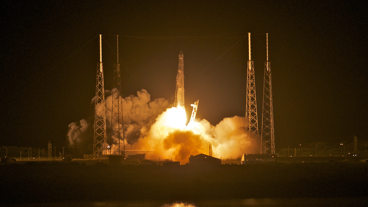 SpaceX launches Falcon 9 rocket early Saturday morning from Florida's ...