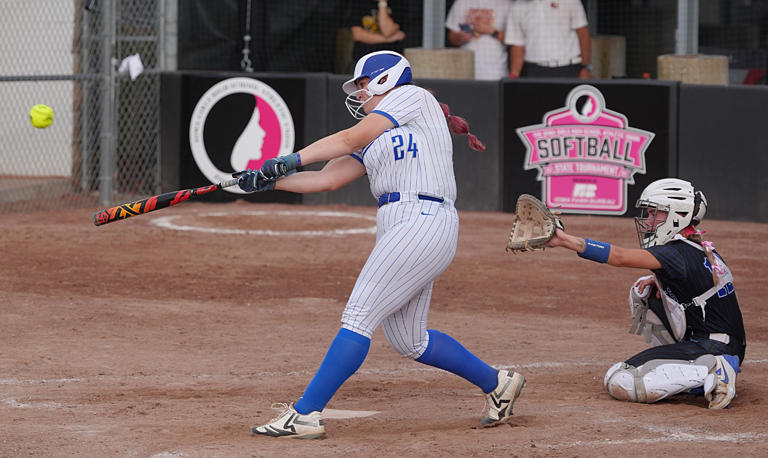 Hohenadel's heroic home run secures Van Meter's second-straight Iowa ...