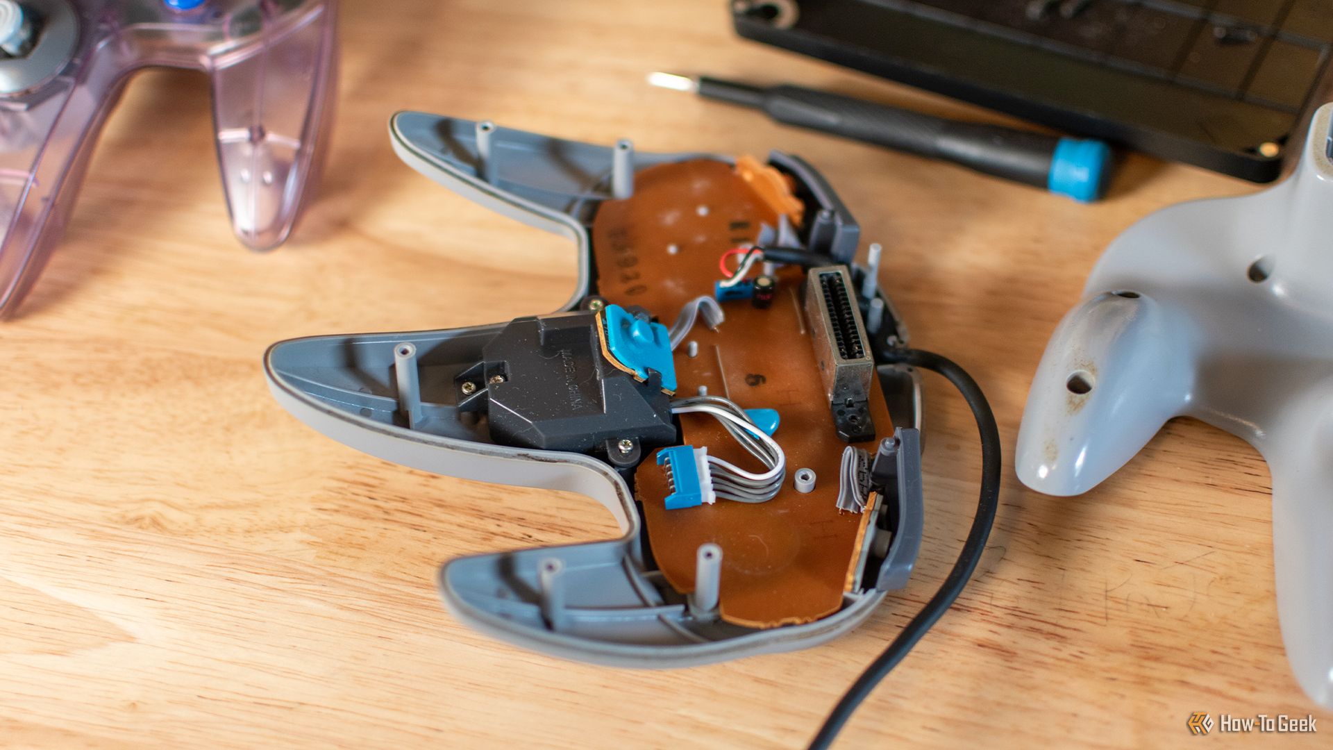 Replacing My Nintendo 64 Controller's Joystick Was a Breeze, Here's How ...
