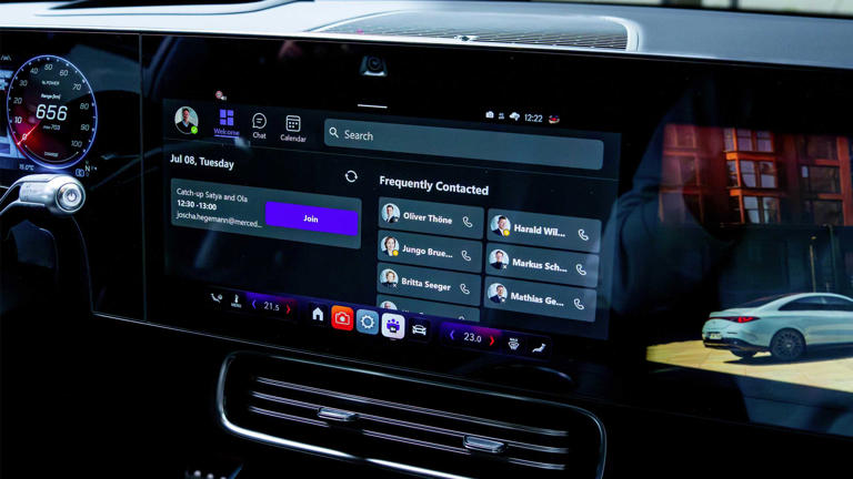 Mercedes-Benz and Microsoft team up to turn your car into an office