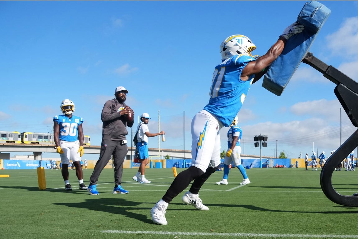 Awesome photos from Friday's NFL Training Camps
