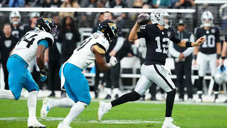 How Travon Walker Has Helped Josh Hines-Allen’s Production
