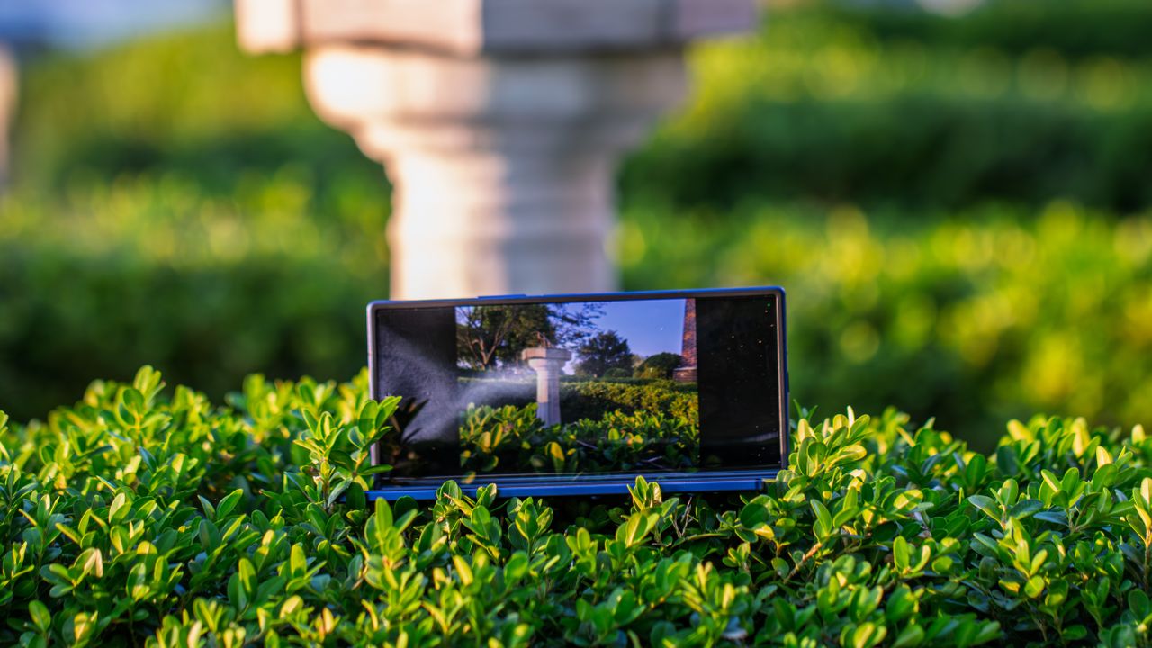 Can the Galaxy Z Fold 7 cameras hang with the iPhone and S25 Ultra? I ...