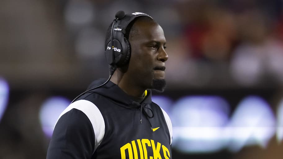 New Oregon Ducks Receivers Coach Ross Douglas Securing Elite Recruits ...