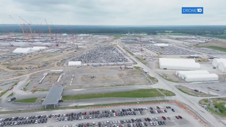 Truck driver stays steady amid setbacks at Intel's Ohio chip site