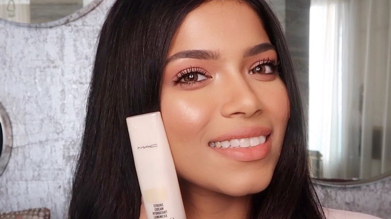 How To Use Strobe Cream To Brighten Up Your Makeup Routine