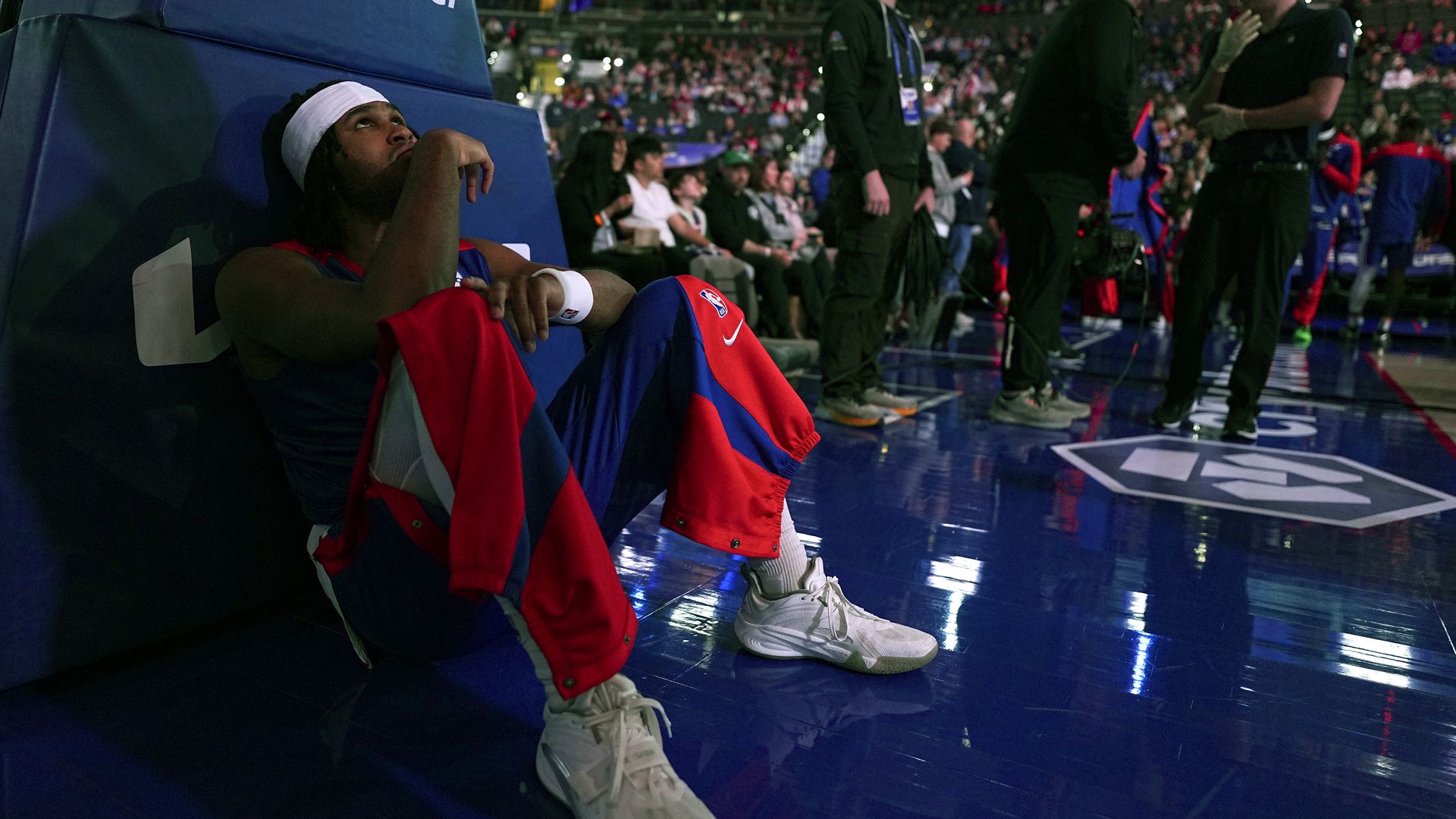 Sixers waive Ricky Council IV