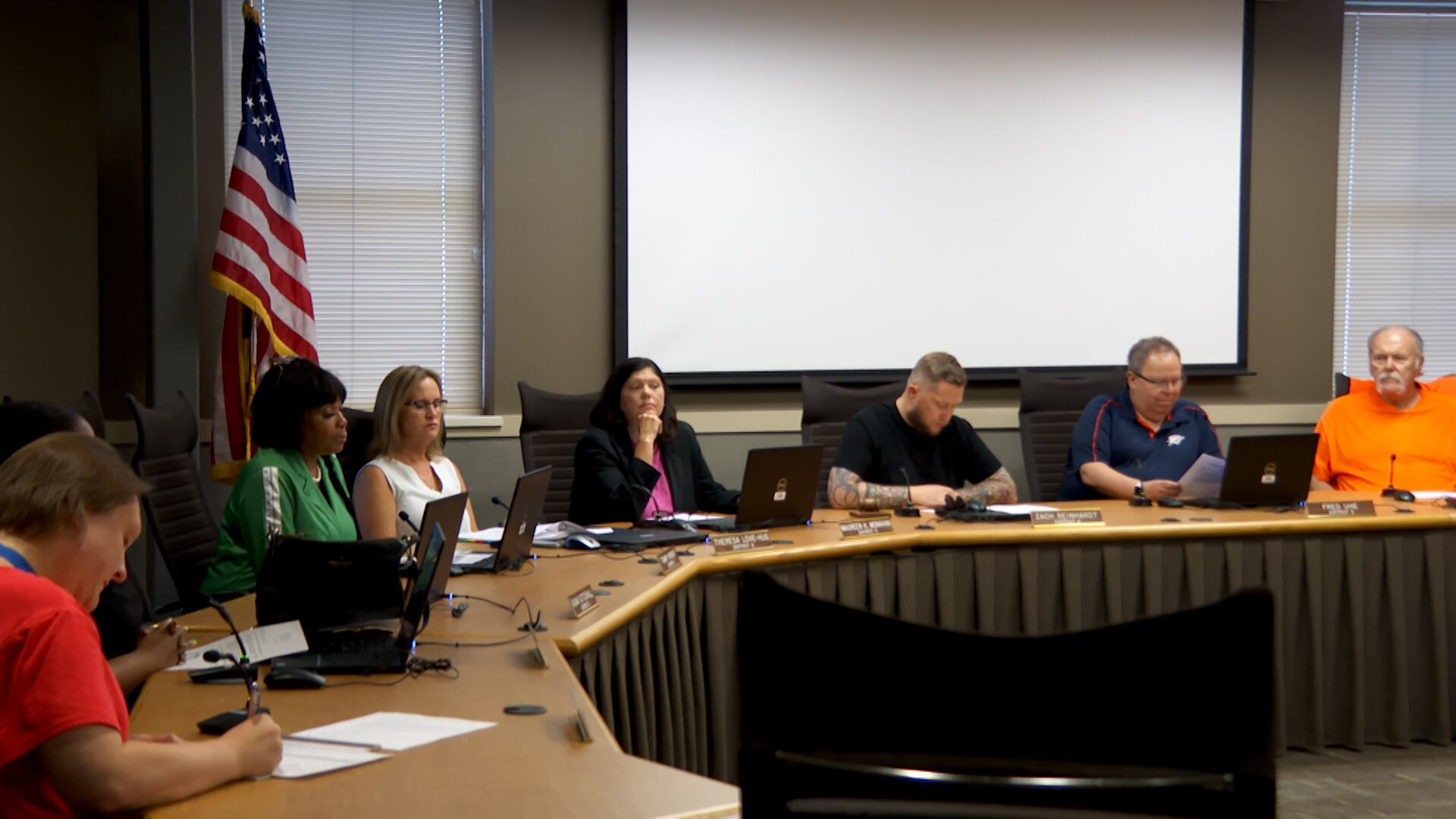 Metro Community College board accepts member’s resignation at emergency ...