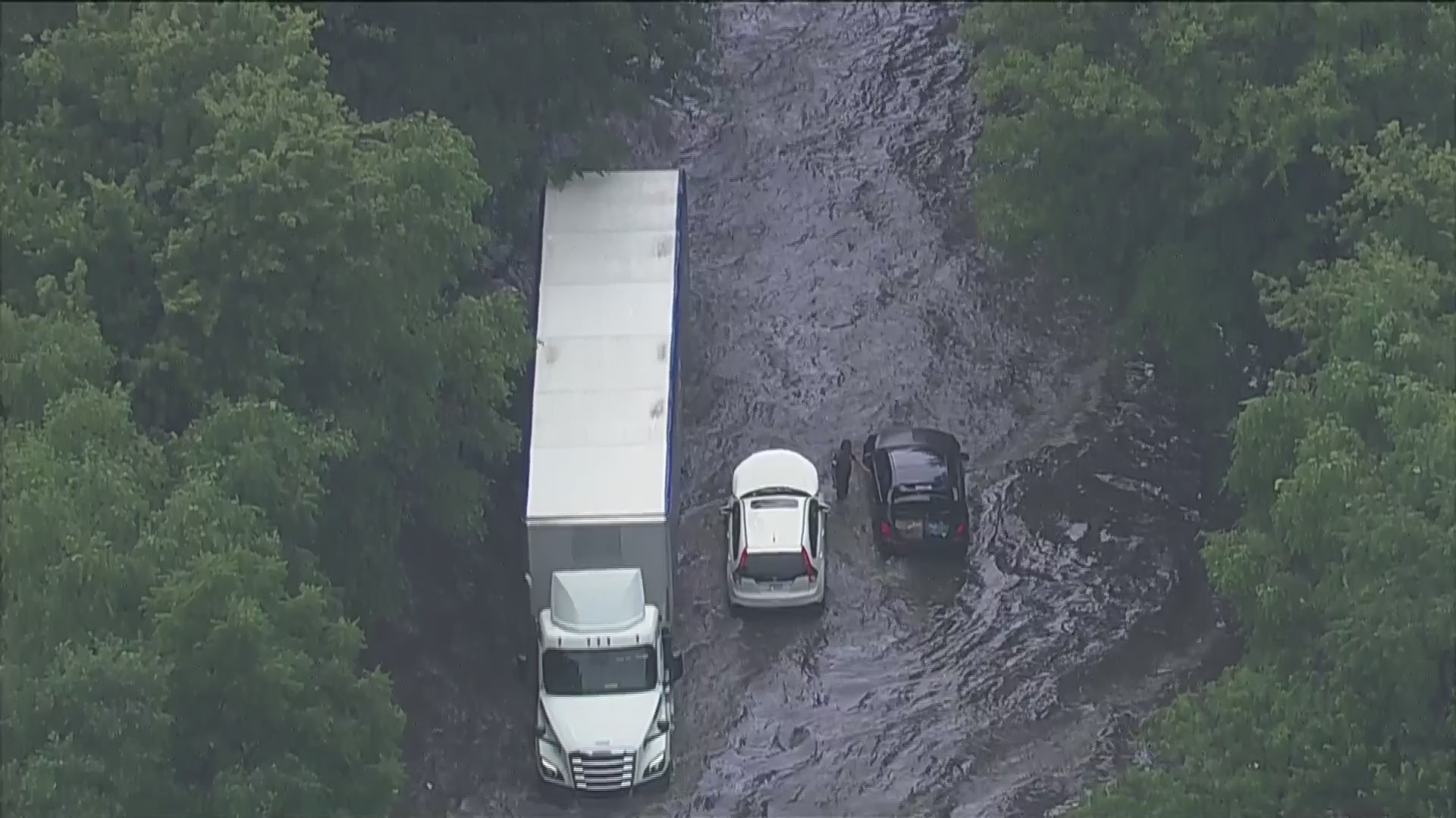 Heavy rainfall causes widespread flooding in Chicago