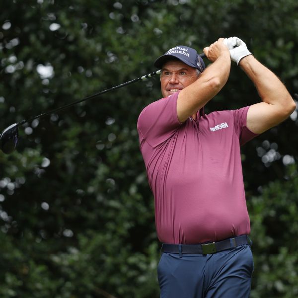 Padraig Harrington builds 1-shot lead at Senior British Open