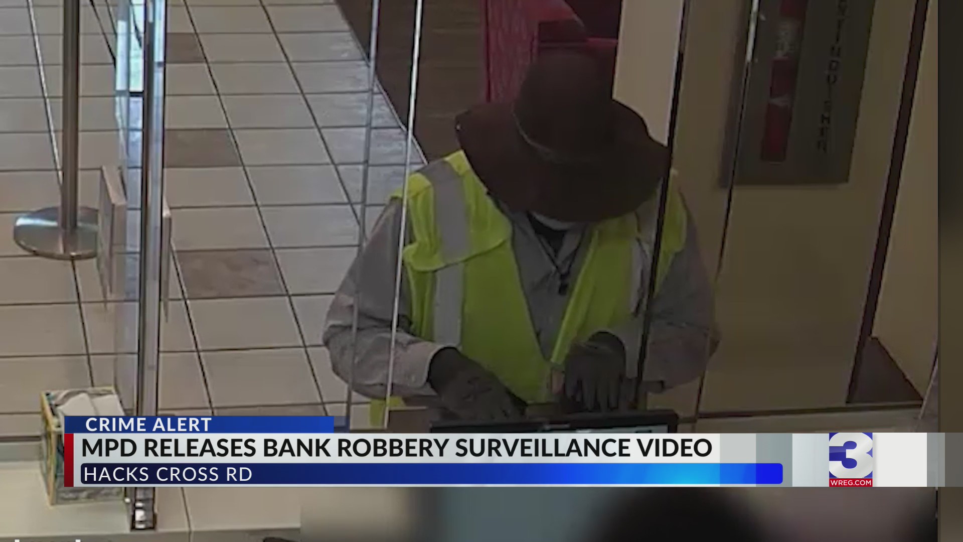 Police searching for courteous bank robber