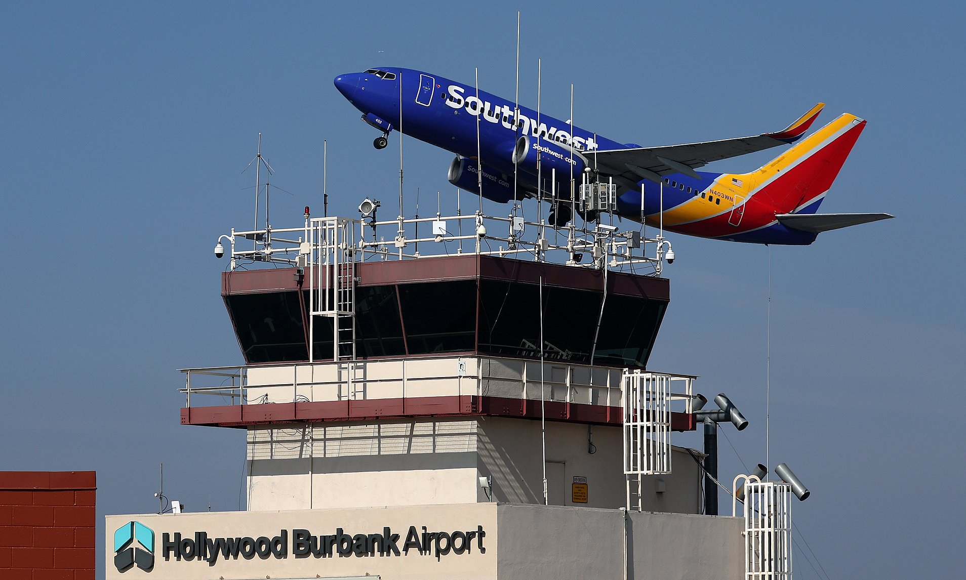 Southwest passengers 'hurled out of their seats and onto plane's ...