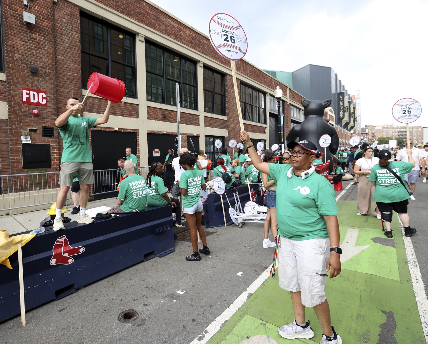 Beer and food workers on strike at Fenway Park for homestand between ...