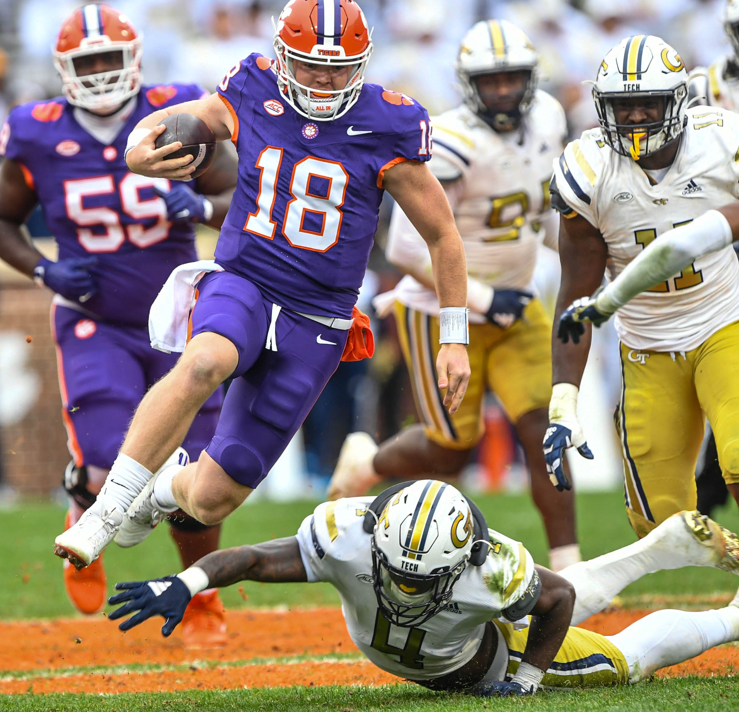 QB Hunter Helms returns to Clemson football as player/coach