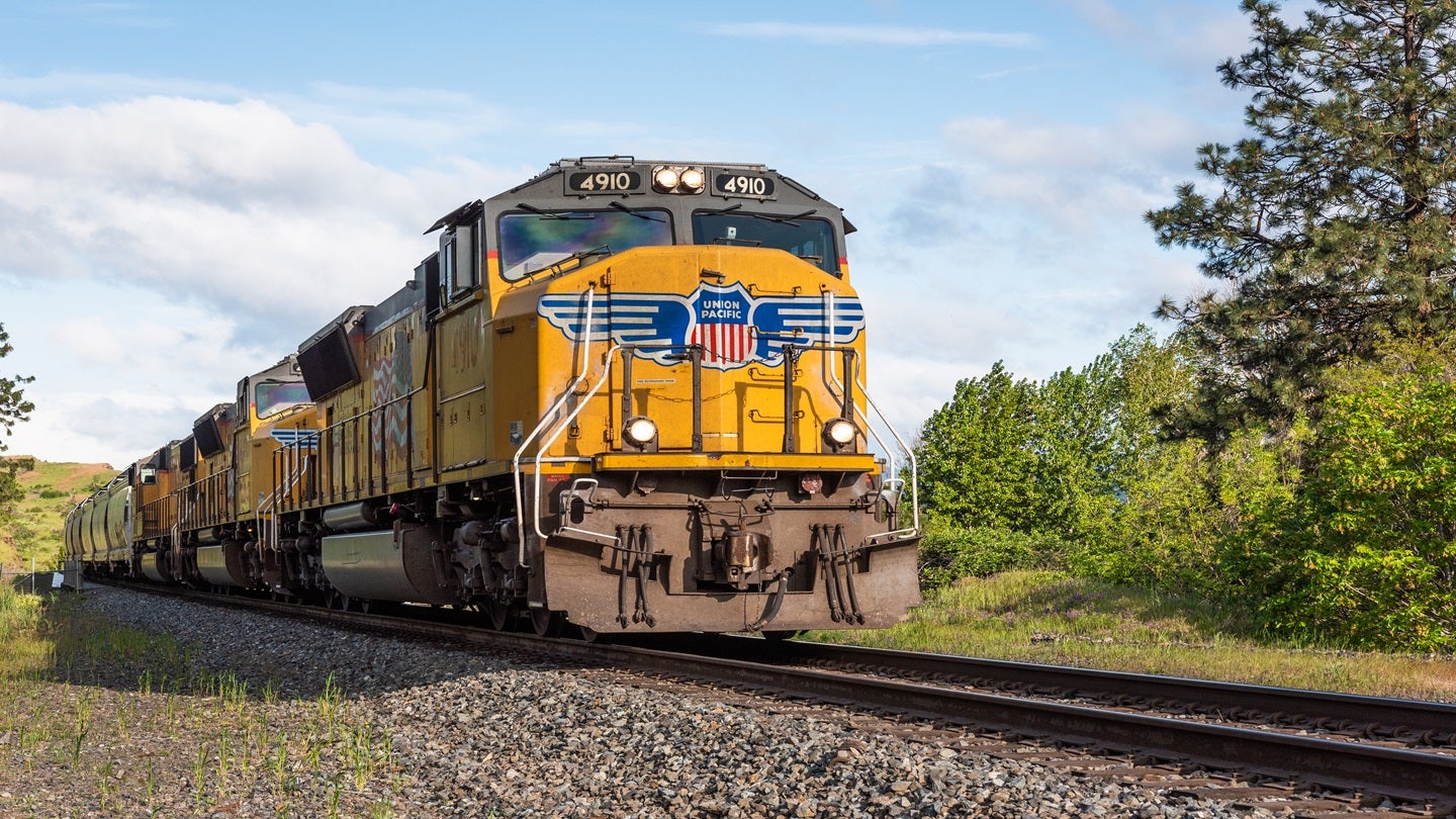 Union Pacific, Norfolk Southern explore potential merger