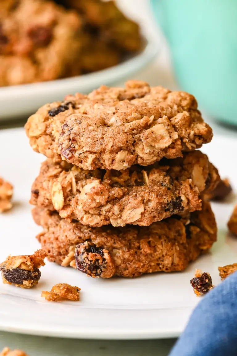 Healthy oatmeal raisin cookies (with all-purpose or fresh milled flour)