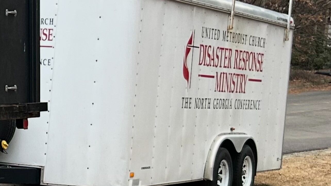 Group comes to help Helene victims but falls prey to thieves