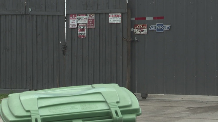 Family members charged in alleged Harris County auto theft operation ...