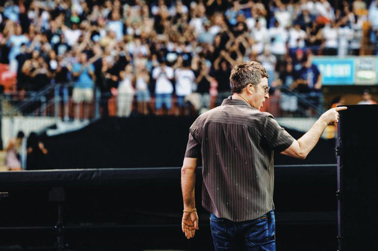 Noel Gallagher's cheeky four-word dig at Royal family as Oasis Live '25 ...
