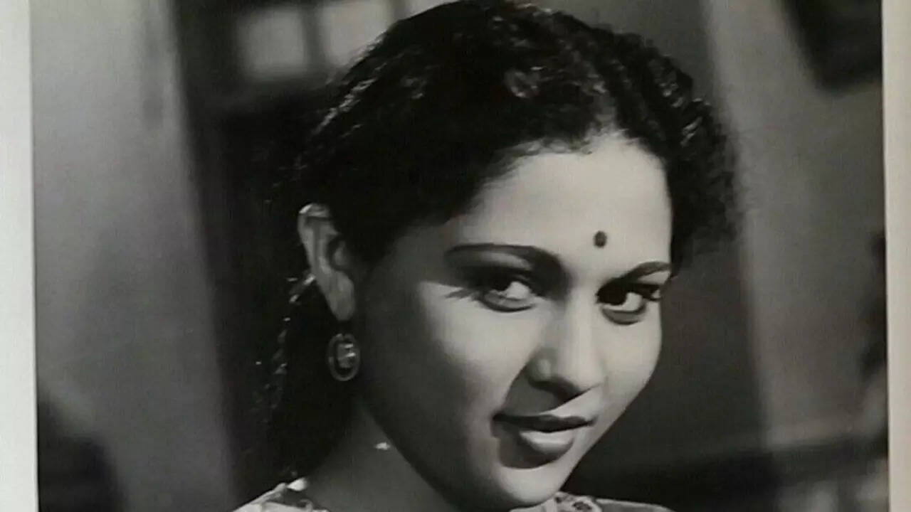 How Nirupa Roy became Bollywood’s 'Queen of Misery'—But her real life ...