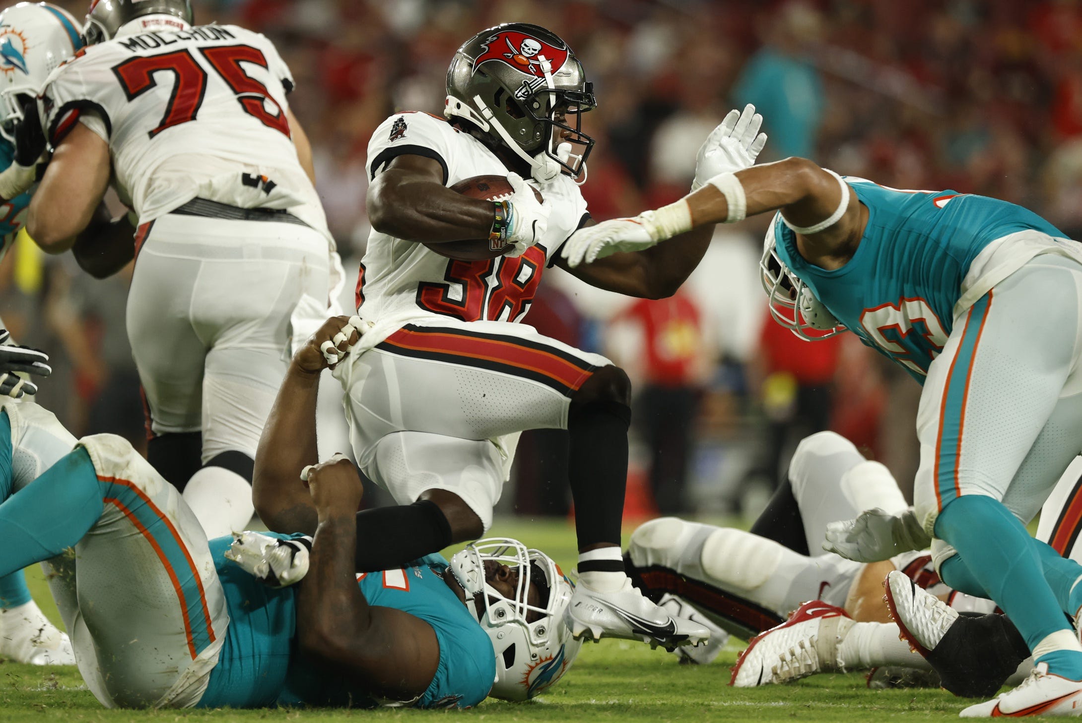 What channel is Dolphins vs Buccaneers NFL game today? Time, schedule ...
