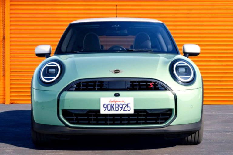 MINI’s 3-Door Is Back in Style—And You Can Game While You Drive
