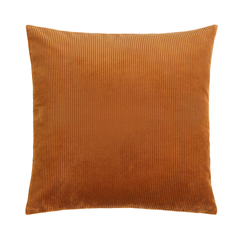 I was skeptical about pink decor – but Mariah Carey’s dusty rose sofa ...