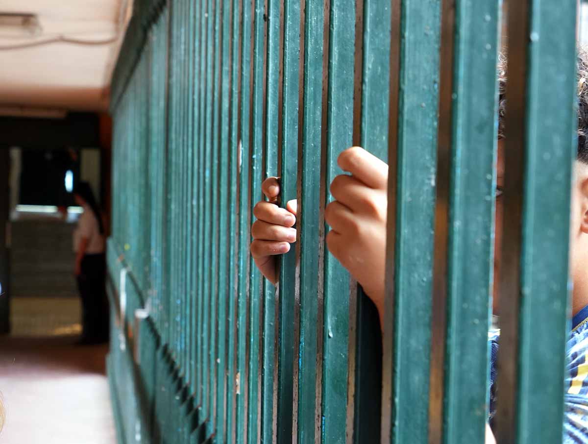 Ennesimo suicidio nel carcere di piazza Lanza, un 34enne si toglie la ...