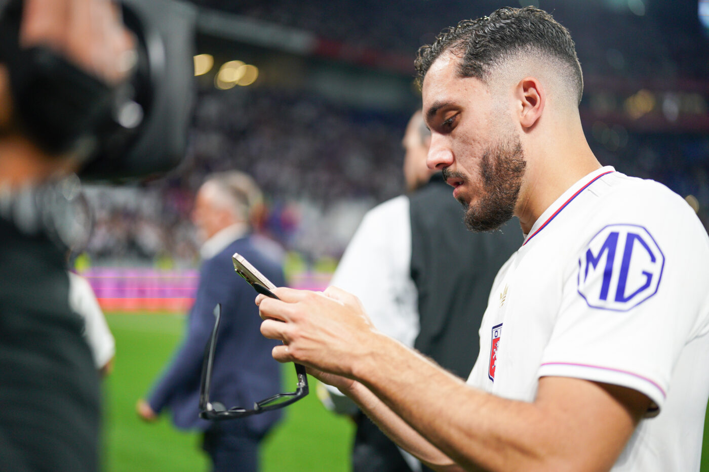 Téléchargez l’application SO FOOT sur iPhone et Android