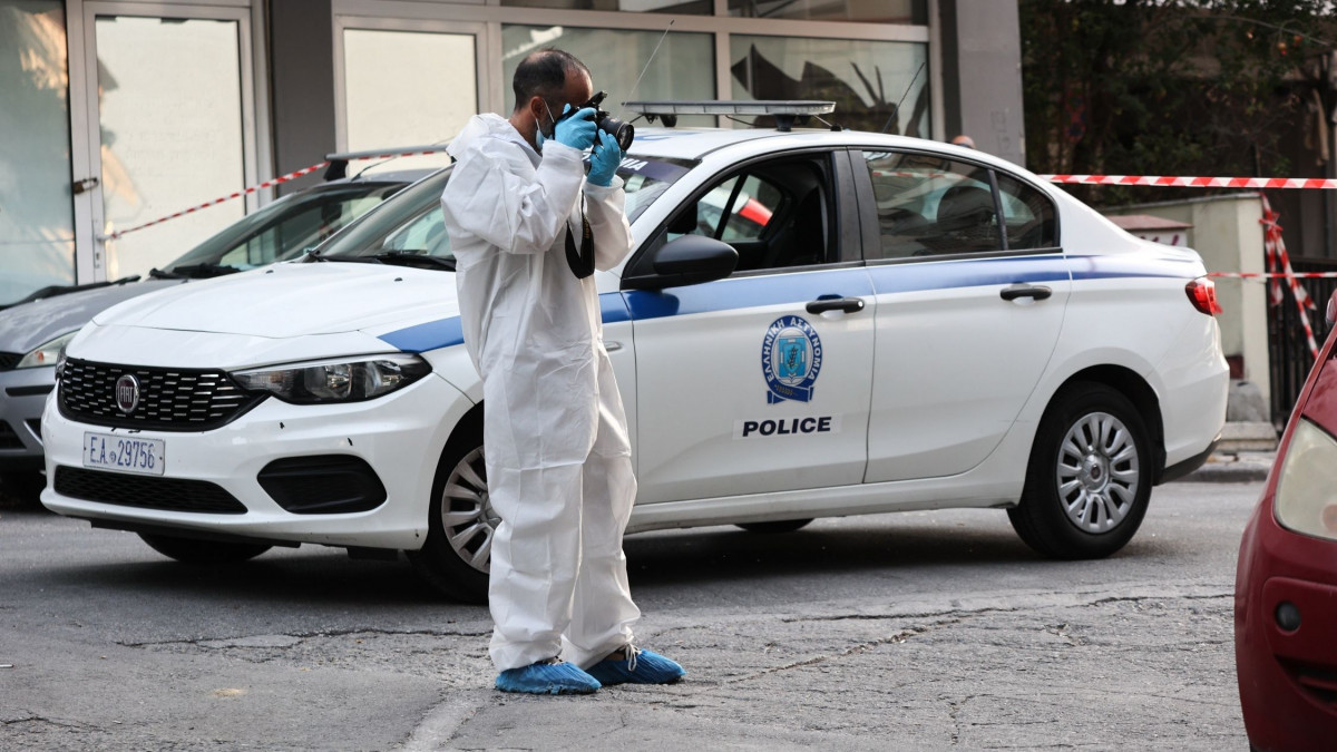 Θεσσαλονίκη: Με τρία κιλά εκρηκτικά η έκρηξη - Αναλαμβάνει το τμήμα ...