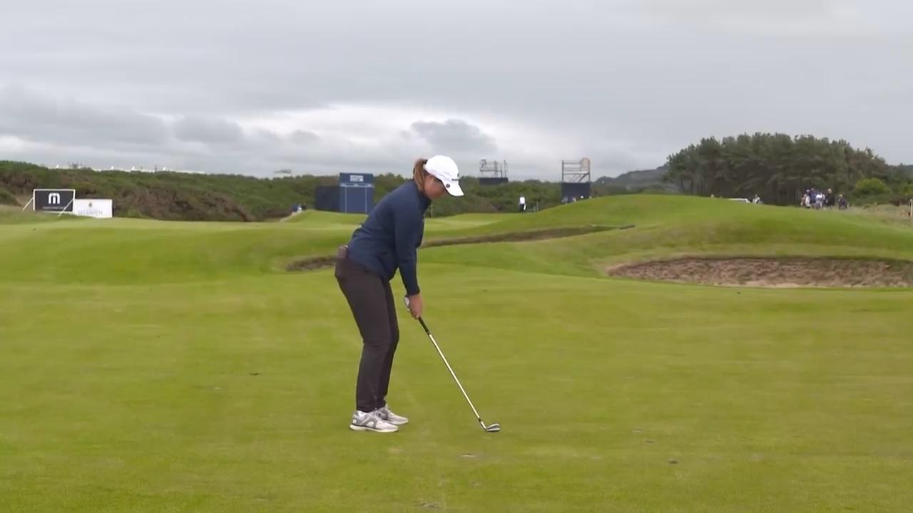 Woad leads Women's Scottish Open on her pro debut