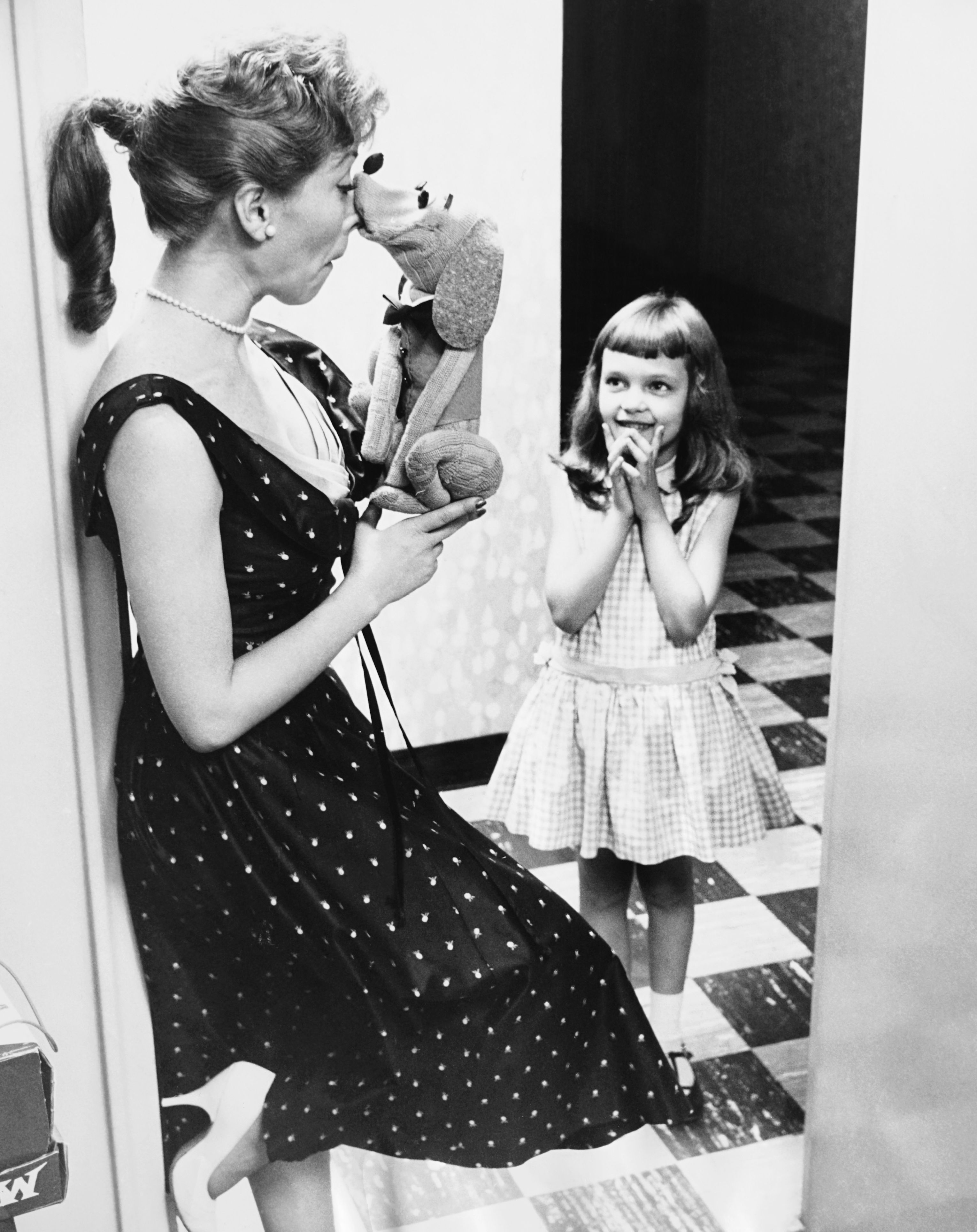 Shari Lewis's Daughter Opens Up About Her Mom's Life, Legacy & Lamb Chop