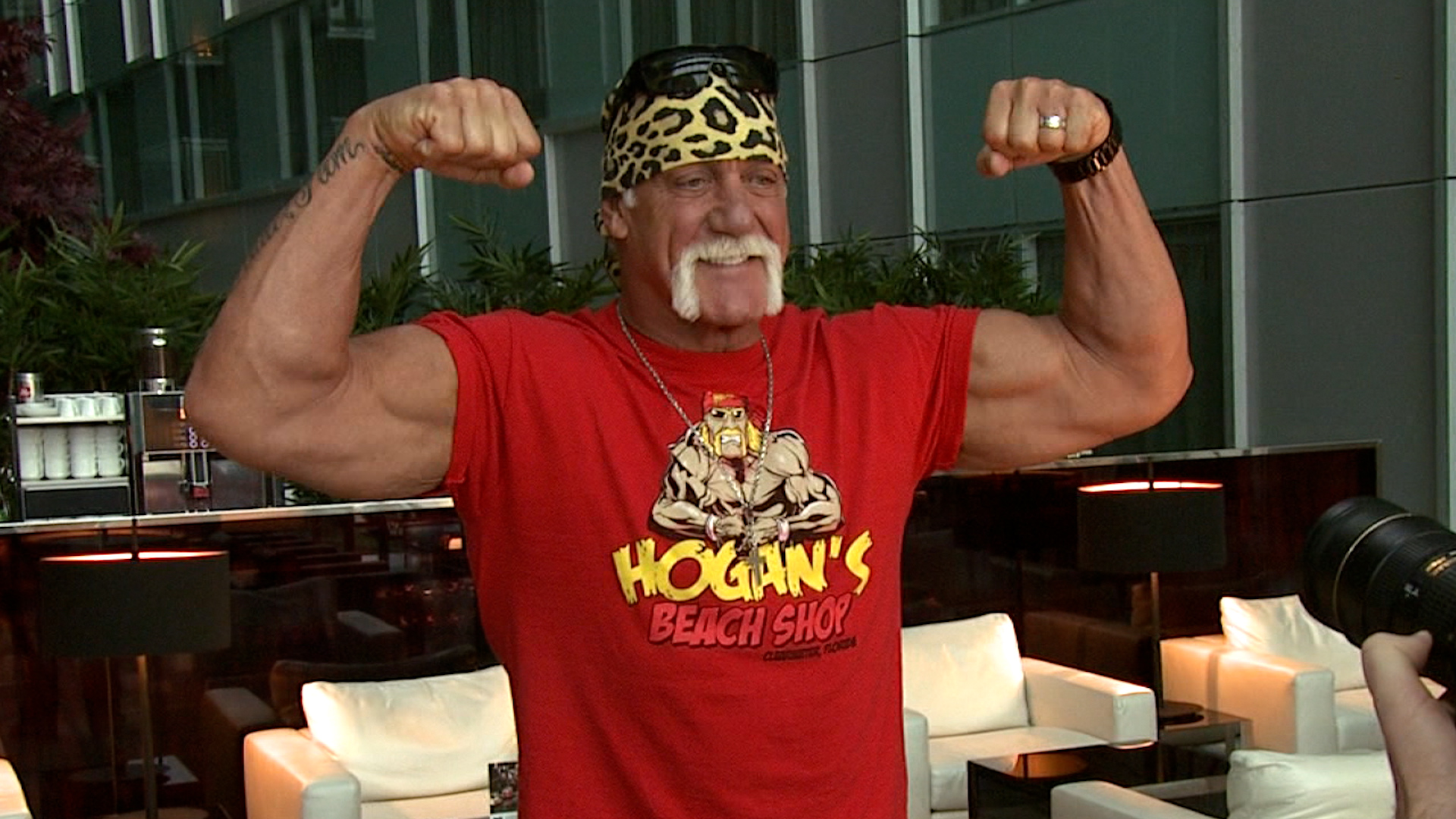 Wrestling icon remembered, the World Mourns Hulk Hogan with powerful ...
