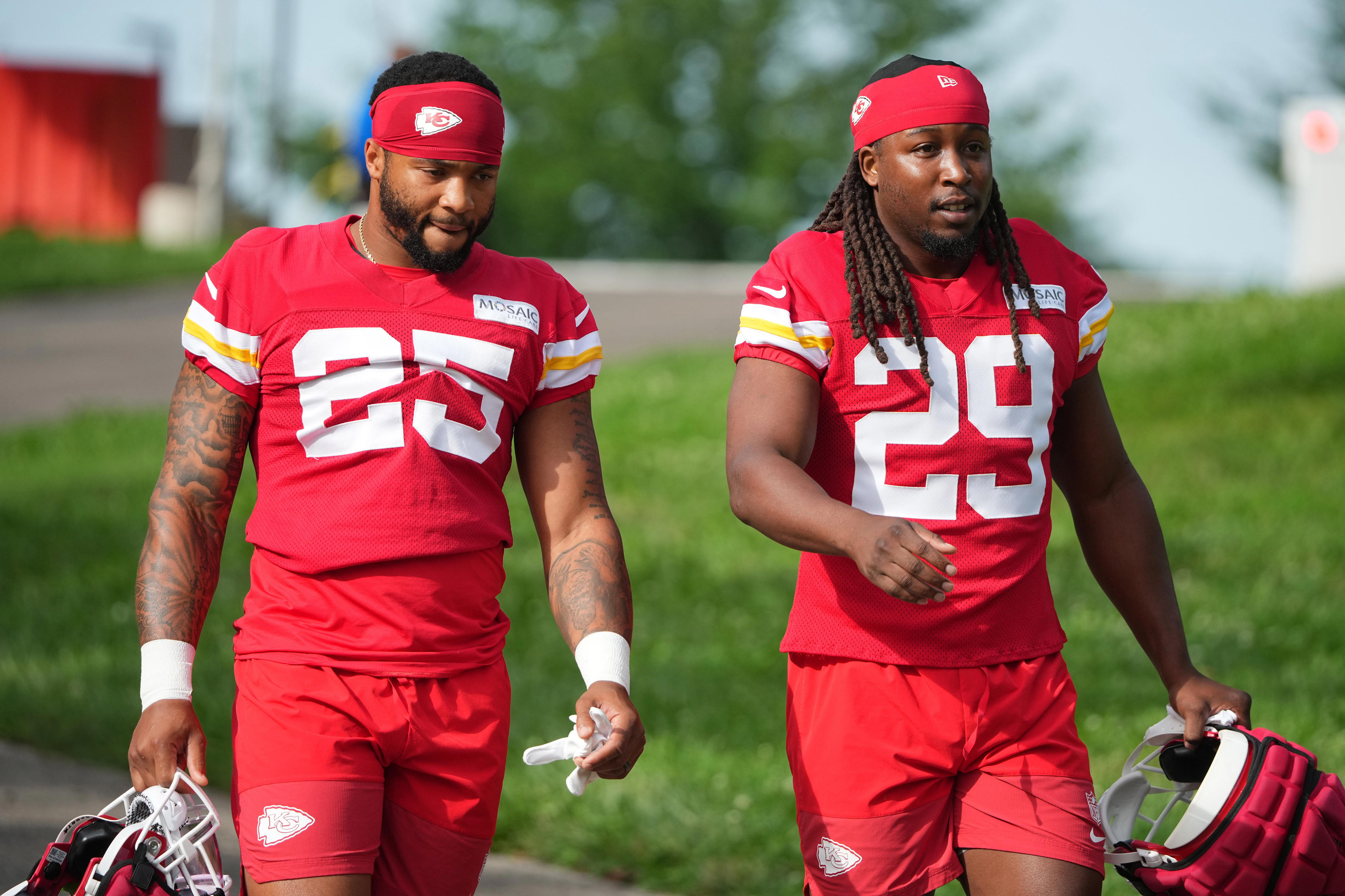 Kansas City Chiefs RB Kareem Hunt expresses his appreciation for ...