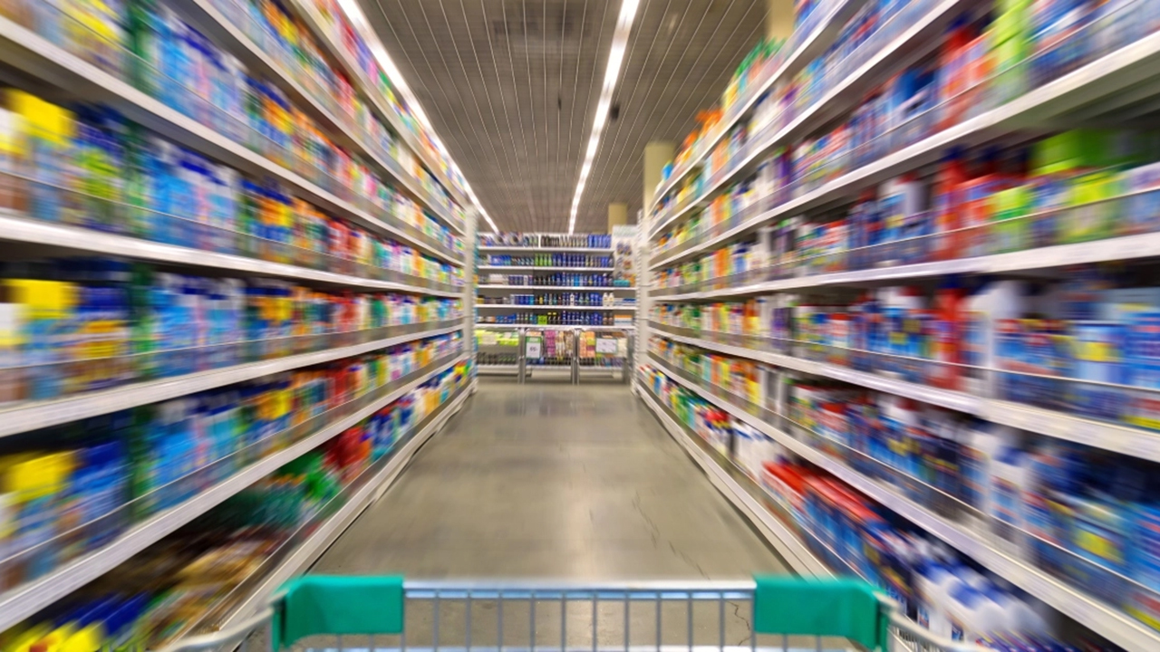 10 Reasons to Rethink That Dollar Store Deal