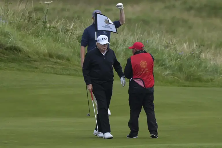 Liberal media in overdrive to undermine Trump: White House Report Card