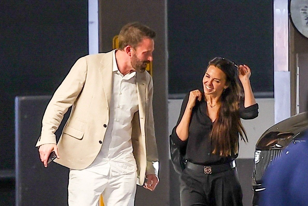 Ben Affleck and Matt Damon's wife Luciana Barroso enjoy fun West ...