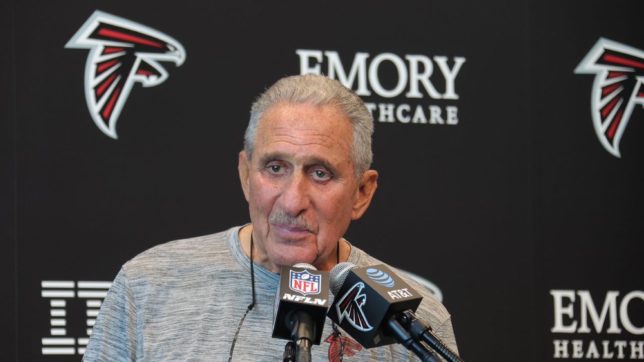 Owner says right people in place to make Falcons winners