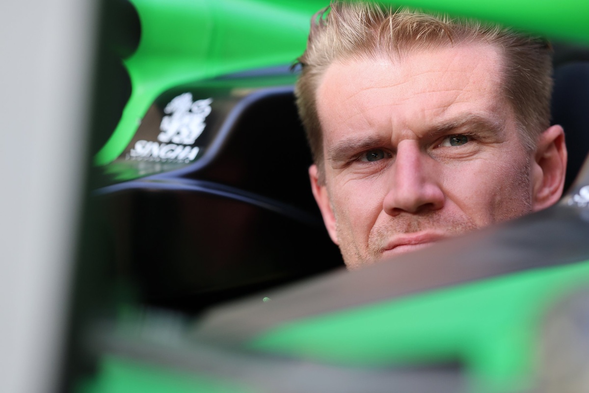 Hulkenberg baffled by Stroll pitlane collision during F1 Belgian GP ...